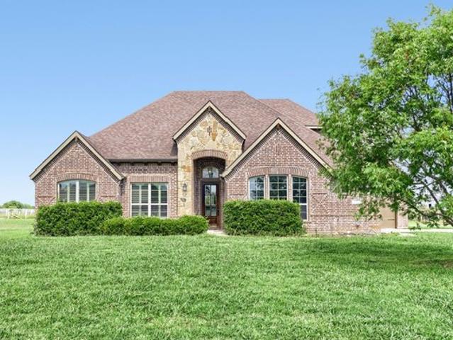 109 Mountain Vista Dr, Fort Worth, TX 76126