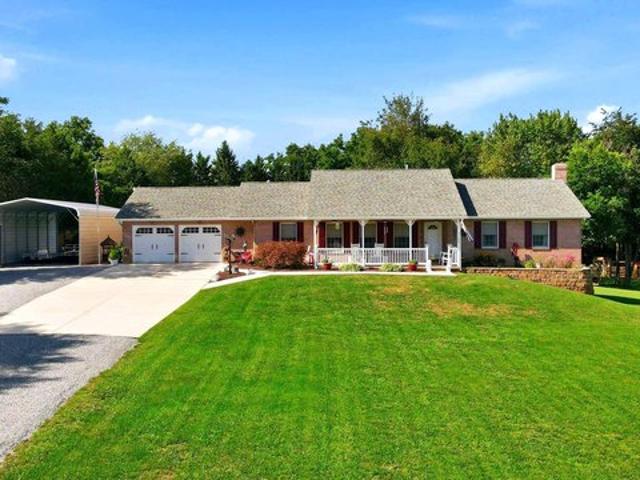 109 Mosby Ct, Martinsburg, WV 25404