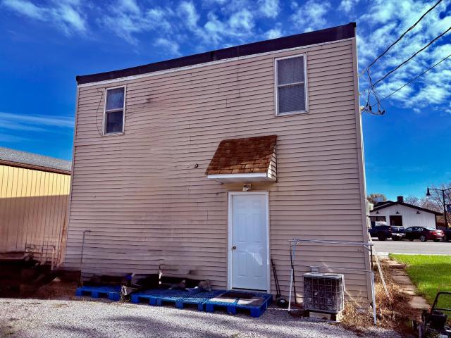 109 Main Avenue S
