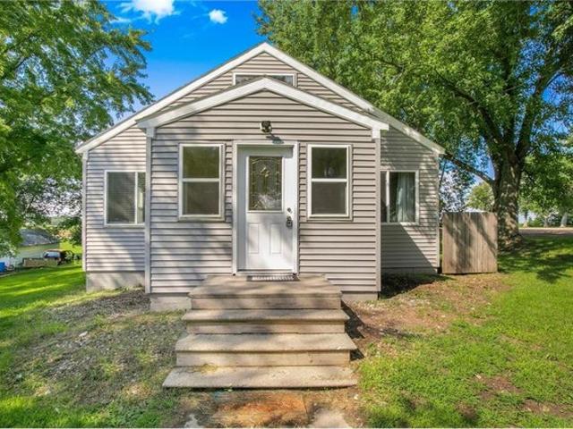 109 Main St E, Spring Hill, MN 56352