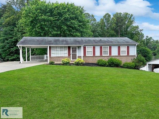 109 Mary Cir, Danville, VA 24540