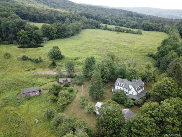 109 Mary Smith Hill Road