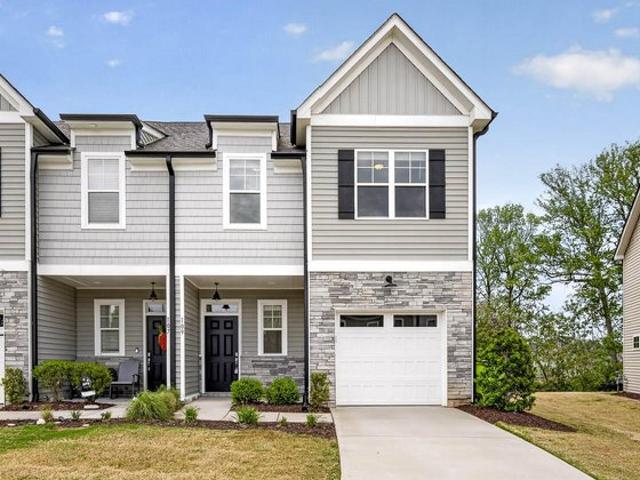 109 McDowell Ln, Mebane, NC 27302