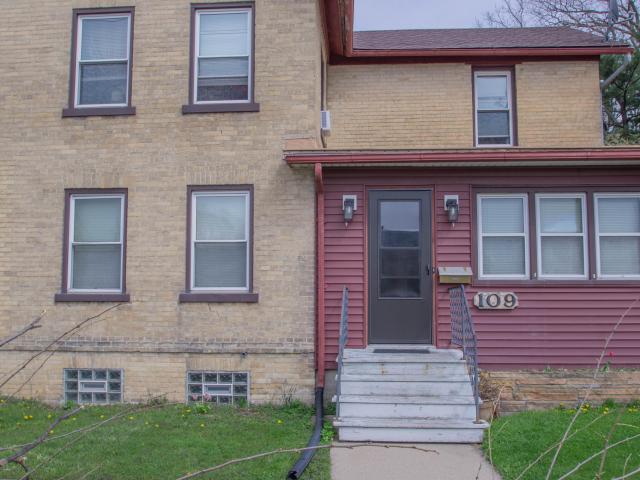 109 N 9th St
