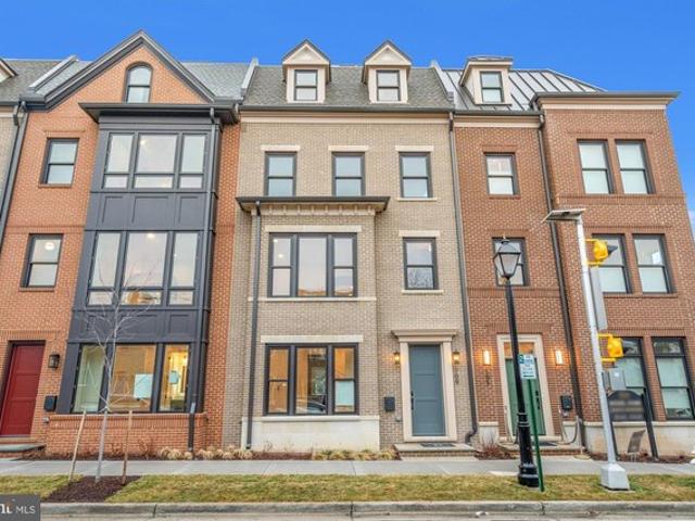109 N West St, Alexandria, VA 22314