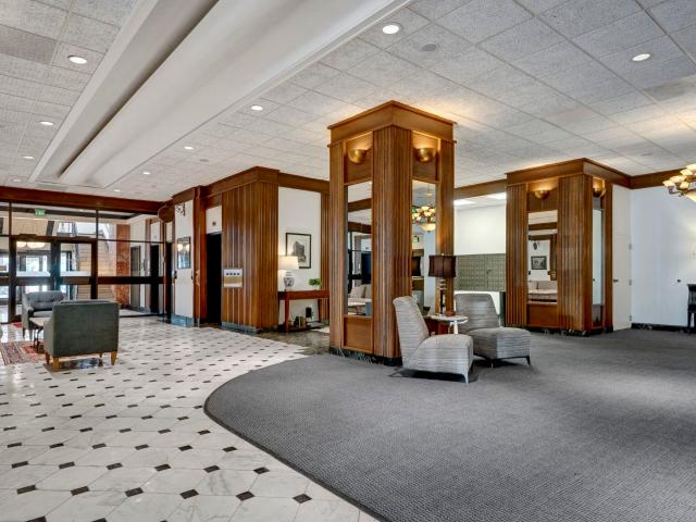 109 n main st
