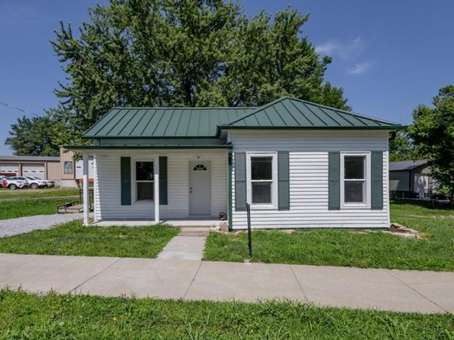 109 N Mill St, Jamestown, MO 65046