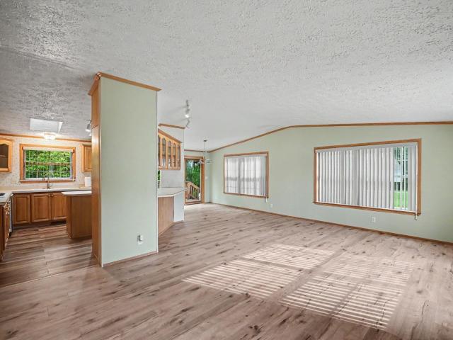 109 N Railroad Street