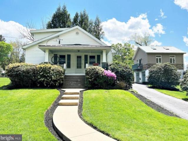 109 N Shady Retreat Rd, Doylestown, PA 18901
