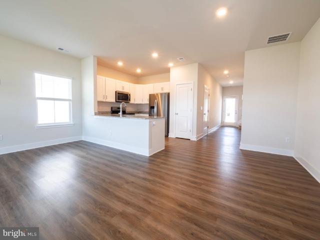 109 Nootka Way