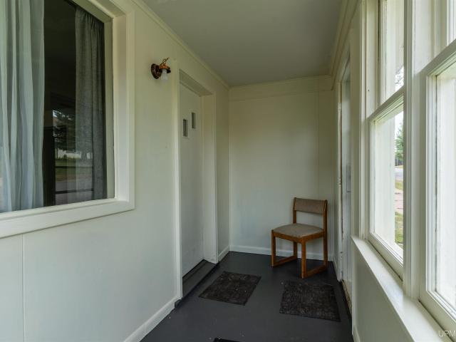 109 S 4th Street