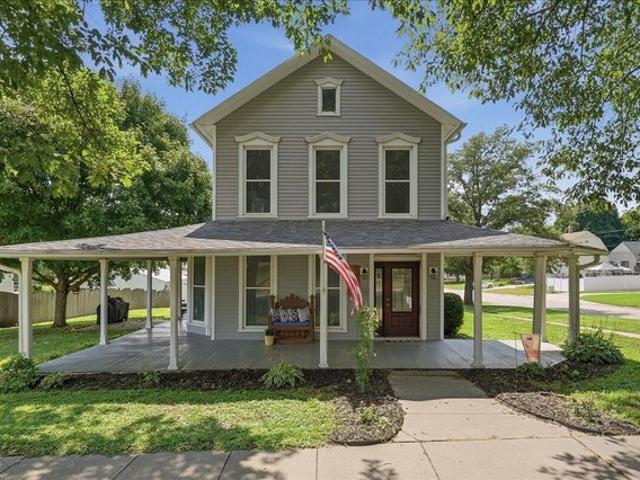 109 S 2nd St, Neola, IA 51559