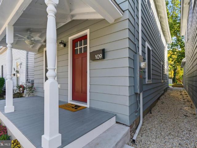 109 S College Avenue