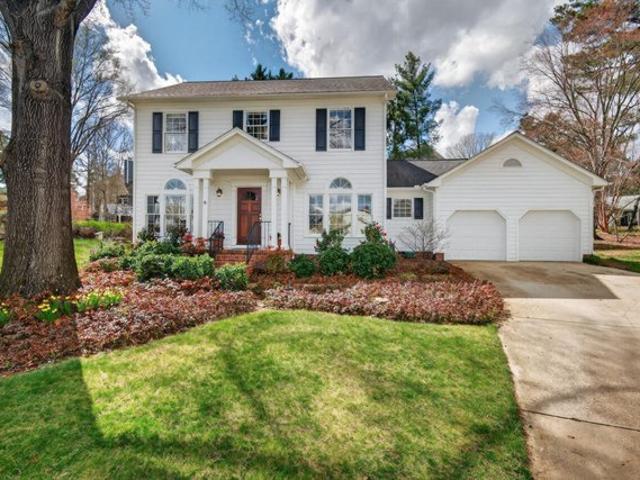 109 S Drawbridge Ln, Cary, NC 27513