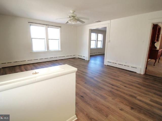 109 S Hess Street