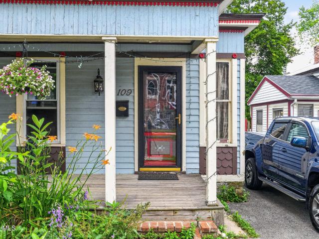 109 S Market Street