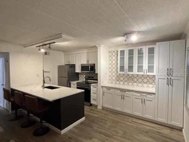 109 S Obrien St, Unit 123, Tampa, FL 33609 | MLS #A4664 | Compass