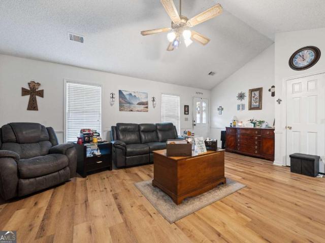 109 Southfork Drive