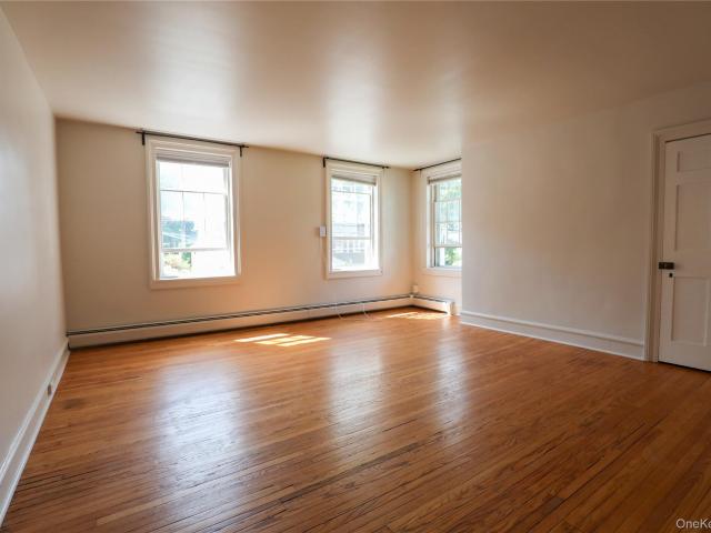 109 Saint James Street 5