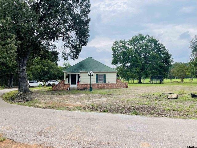 109 Sanders Ln, Pittsburg, TX 75686
