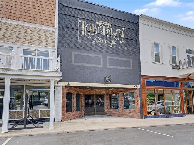109 SE Main Street