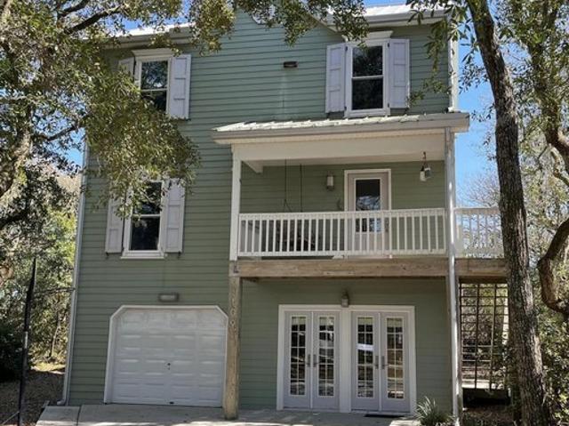 109 Sea Urchin Ct, Surf City, NC 28445