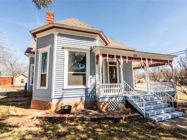 109 Sherman St, Nocona, TX 76255 | MLS #20857 | Compass