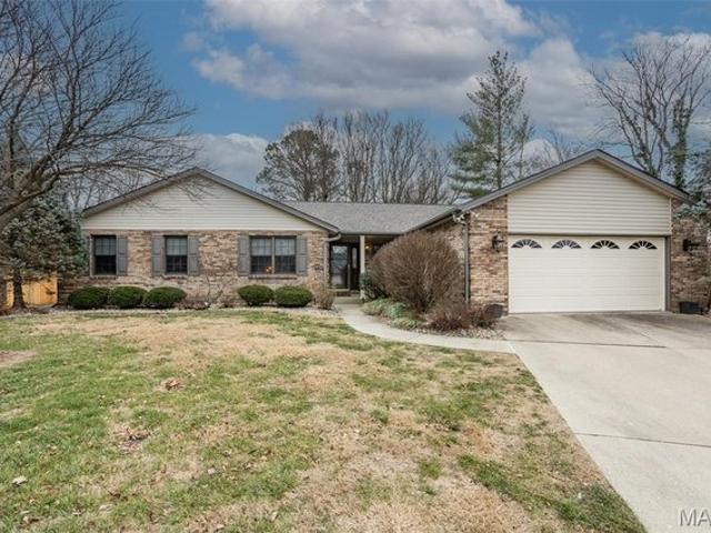 109 Sherryl Ct, O'Fallon, IL 62269