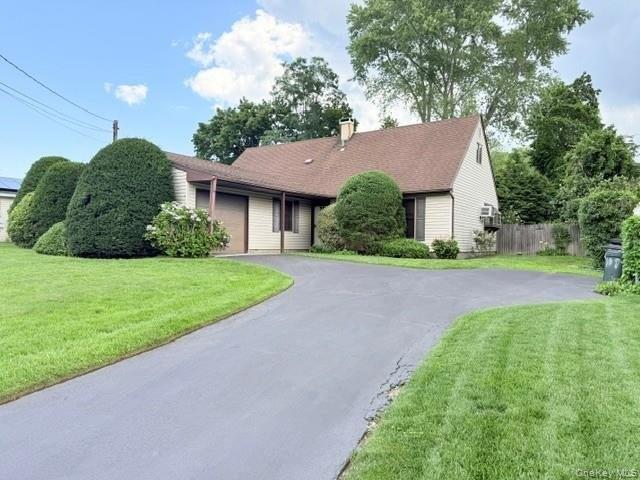 109 Stuyvesant Dr, Port Jefferson Station, NY 11776