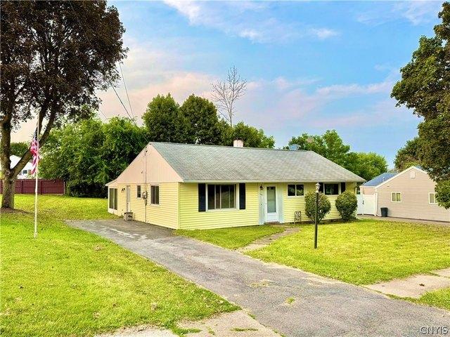 109 Standart Ave, Auburn, NY 13021