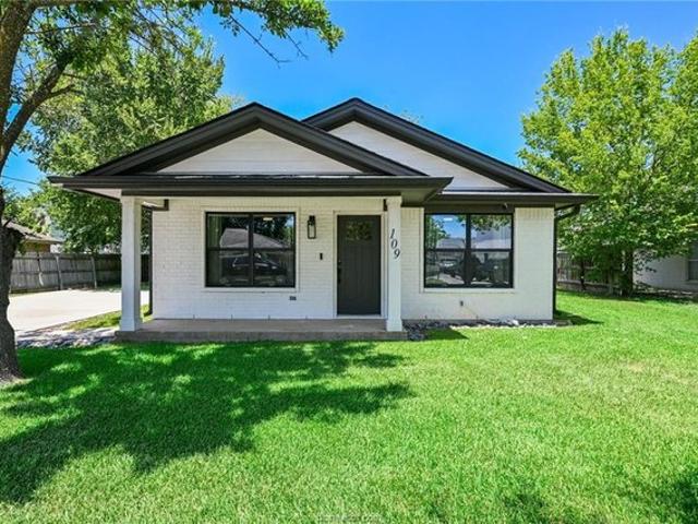 109 Sterling St, College Station, TX 77840