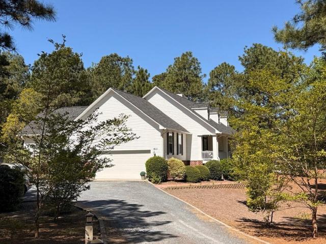109 Sweetbriar Ct, Seven Lakes, NC 27376 | MLS #100567 | Compass