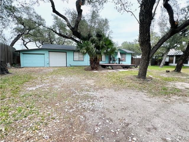 109 Palm St, Rockport, TX 78382 | MLS #470094 | Compass