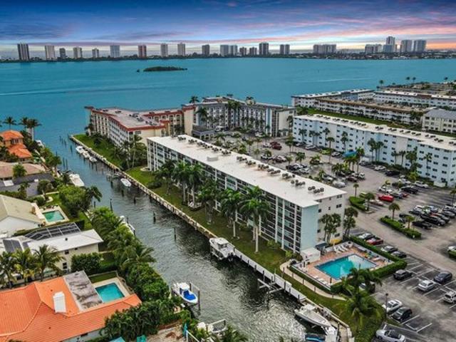 109 Paradise Harbour Blvd Apt 409, North Palm Beach, FL 33408