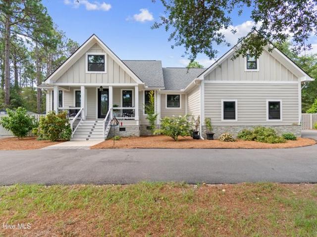 109 Park Ave, Southport, NC 28461