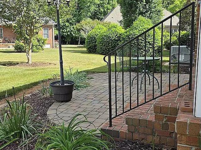 109 Peppertree