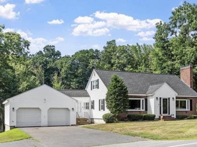 109 Pillsbury Rd, Londonderry, NH 03053