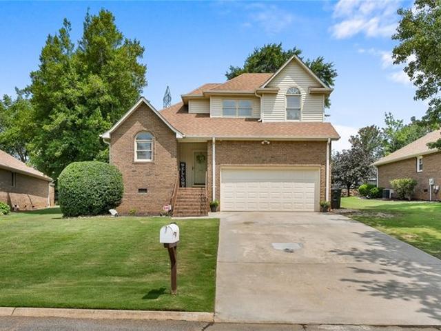 109 Prestwick Ct, Easley, SC 29642