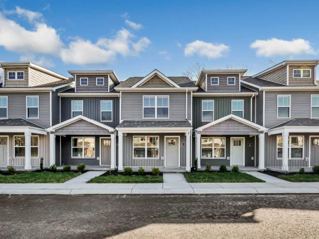 109 Quarry Point Dr, Clarksville, TN 37043 | MLS #3097 | Compass