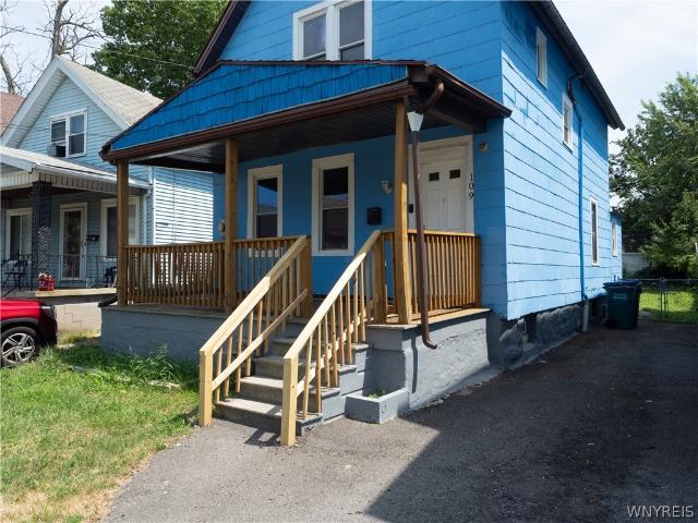 109 Roesch Avenue