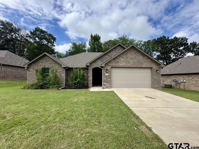 109 Rose Row Ln, Winona, TX 75792