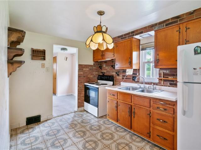 109 Rosemont Dr