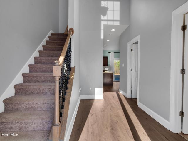 109 Rosegarten Court