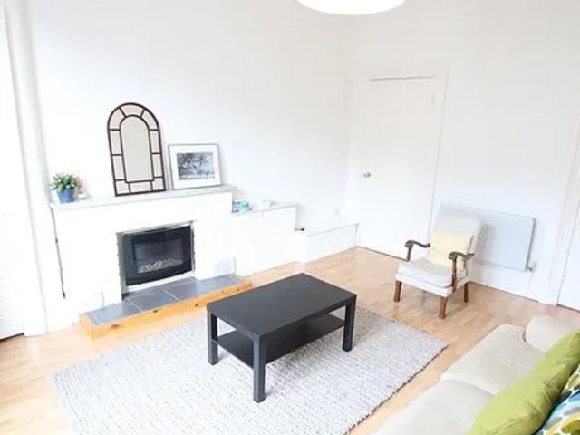 109 Roslea Drive, Glasgow, G31 2RT, United Kingdom | 2 bed apartment for rent #167548999 | Rentberry
