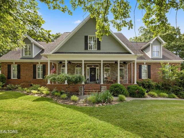 109 Red Grouse Dr, Lenoir City, TN 37772