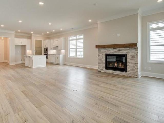 109 Redford Ln, Canton, GA 30115