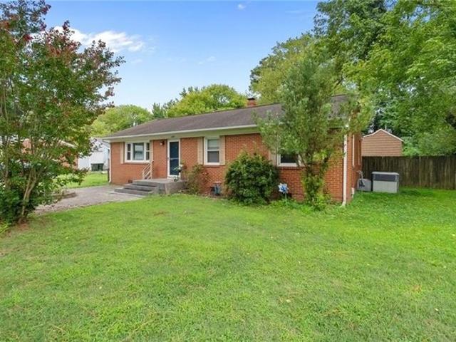 109 Rich Rd, Yorktown, VA 23693
