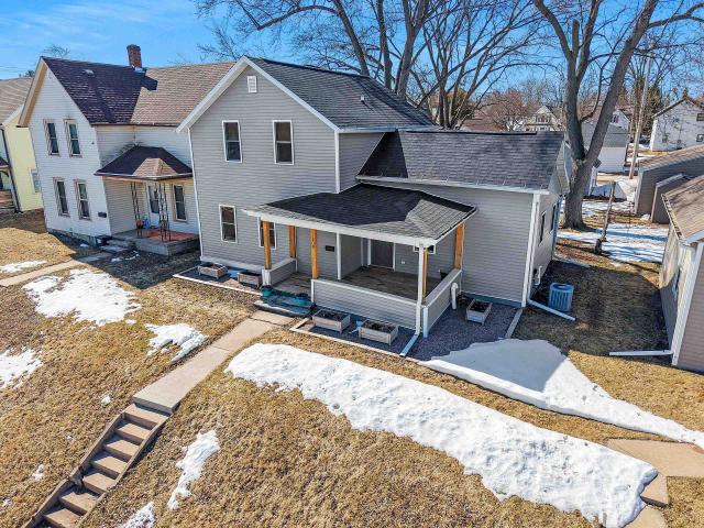 109 W 4th St, Kaukauna, WI 54130 | MLS #50322 | Compass