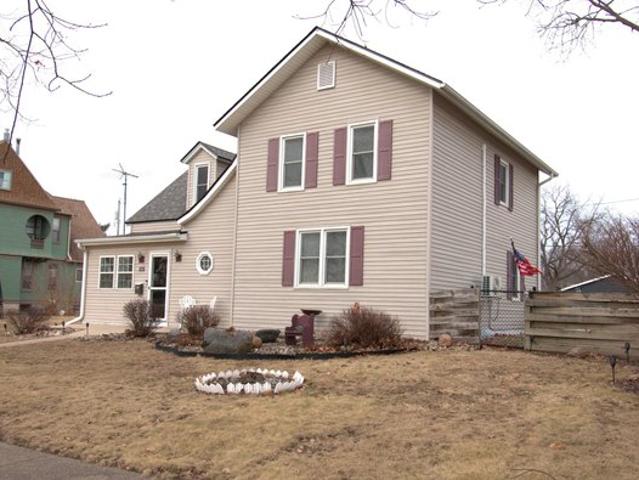 109 W 5th St, Boone, IA 50036