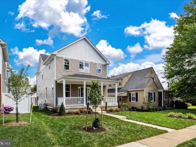 109 W 13Th Street